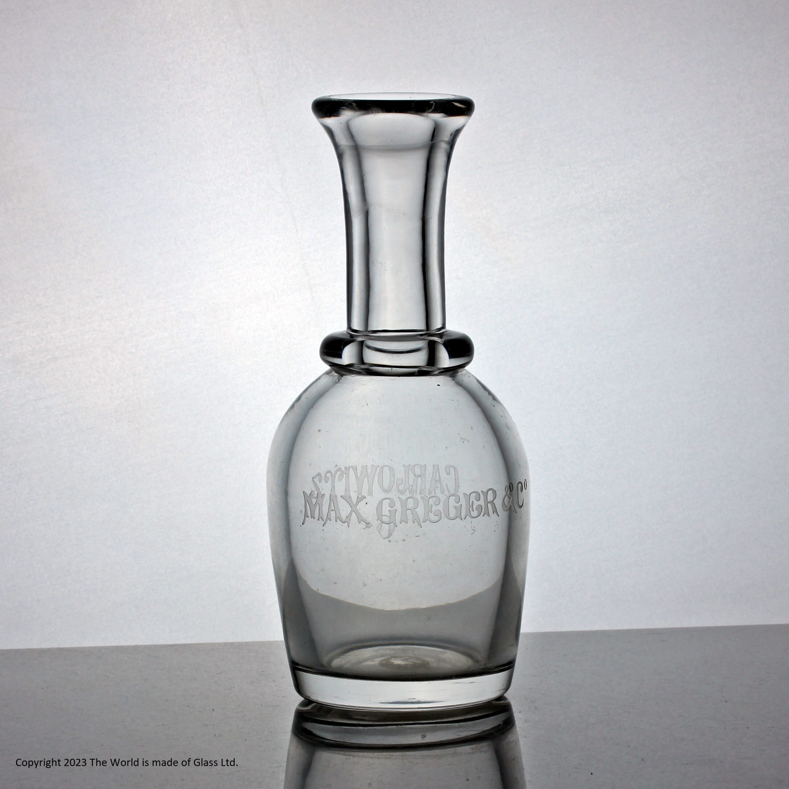 Small Max Greger & Co. Carlowitz decanter bottle – The World is Made of ...